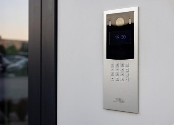 How an Advanced Intercom System Solution Adds Value to Apartment Buildings? - Uniwin