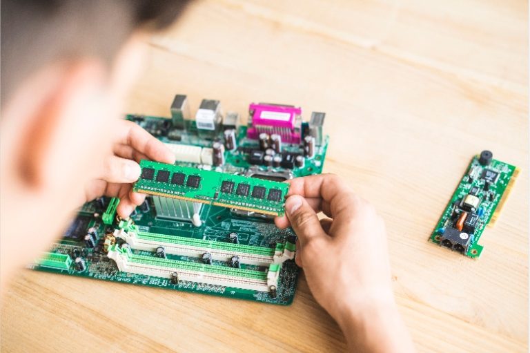 How to Install a Motherboard: A Beginner’s Guide for Smart DIY Devices ...